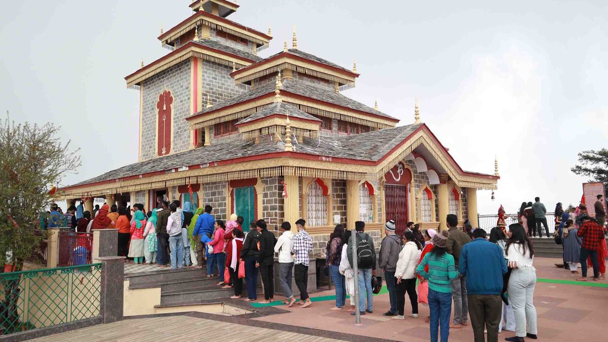 Surkanda Devi Temple : A Pilgrimage of Faith and Natural Beauty ...